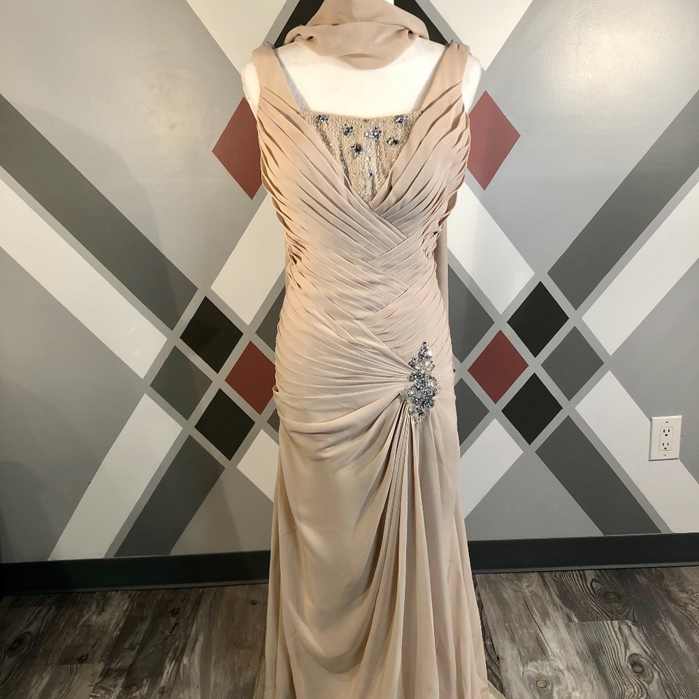 Vm Collection Champagne Gown Mother Of Bride - Gem